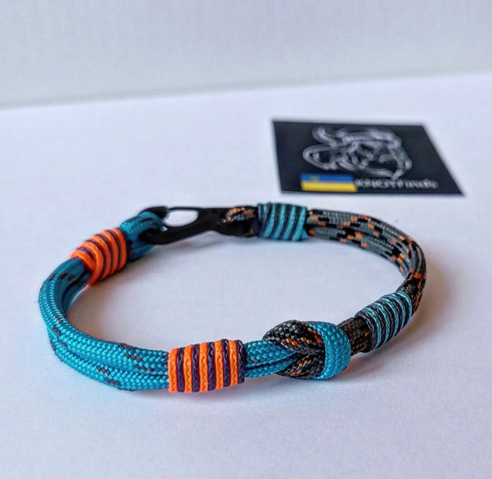 Thin paracord bracelet. Magic color. Skydiving bangle. Sunlight style ...